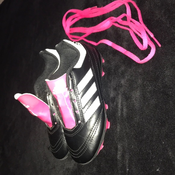 adidas | Shoes | Adidas Girls Soccer Cleats Pink Size 1k Euc | Poshmark
